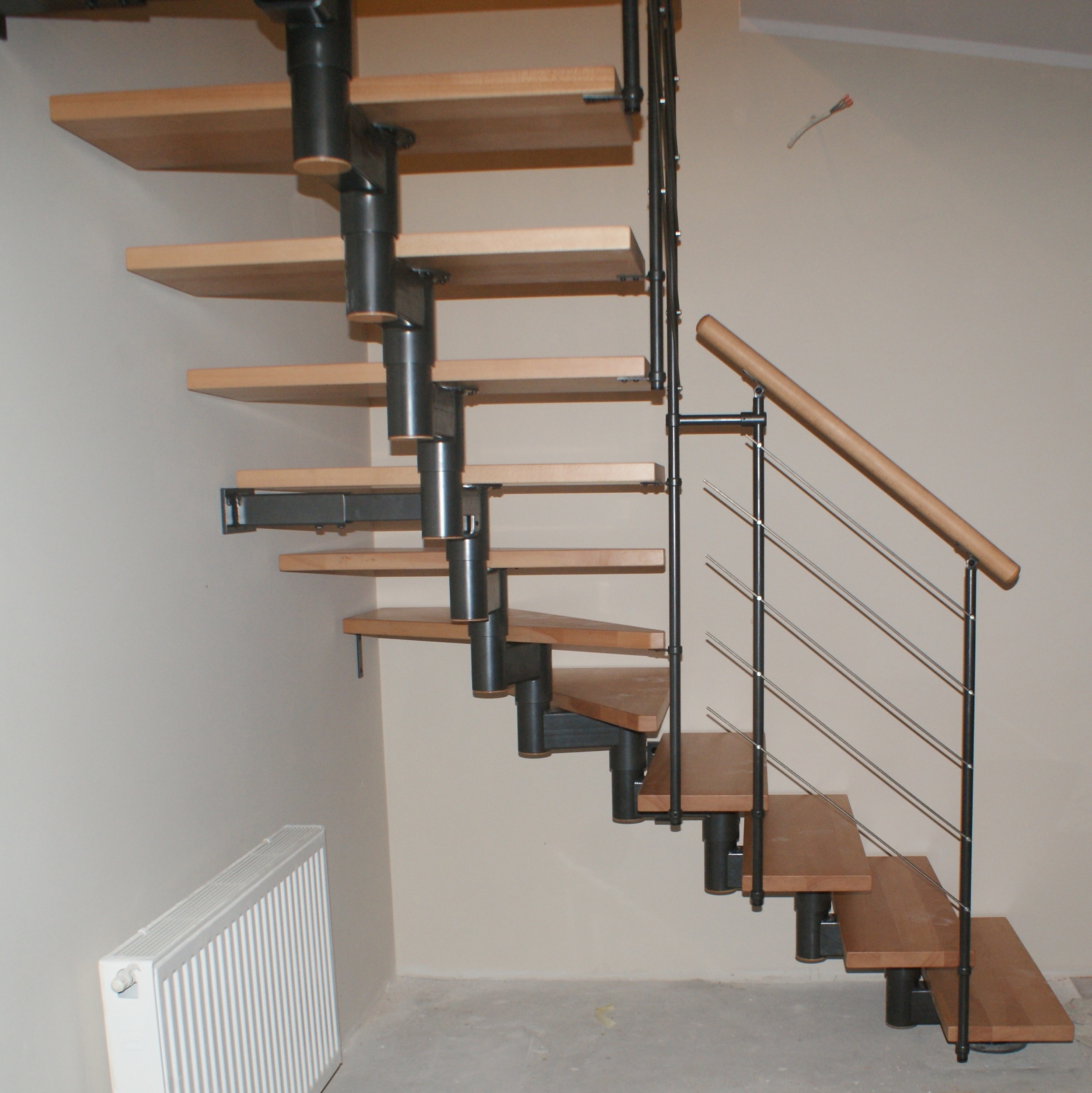 Metal stairs: Metal Stairs model Maxima 05 L-90 15 elements